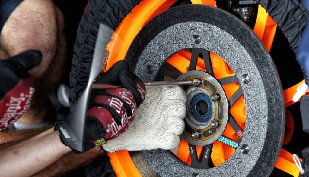 Tipos de freio, a tambor e a disco – parte 3: o impulso da competição ...